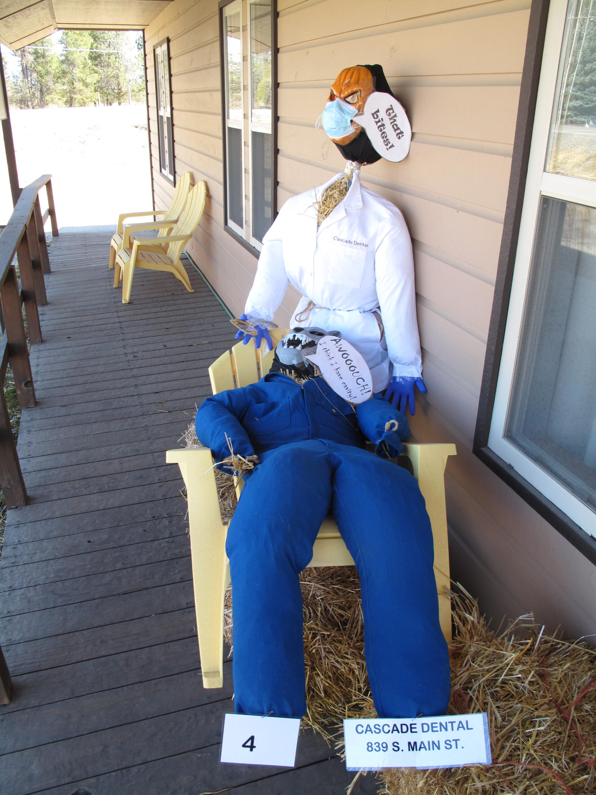 4 Cascade Dental Scarecrow - Cascade Chamber of Commerce
